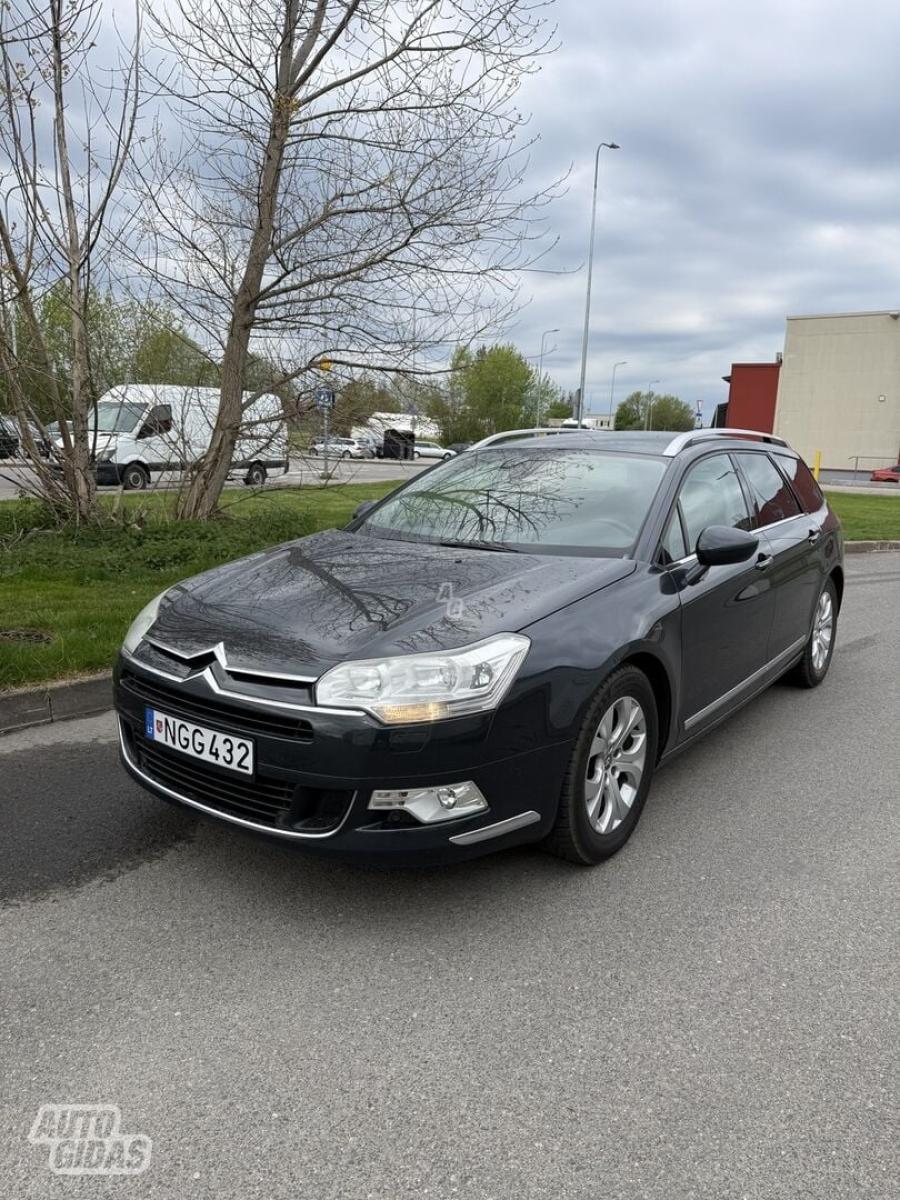 Citroen C5 2010 in Vilnius, with an engine capacity of 2.00 L and mileage of 296 thousand km for 1200 €, photo 1 on AUTOMOTO.COM.LV