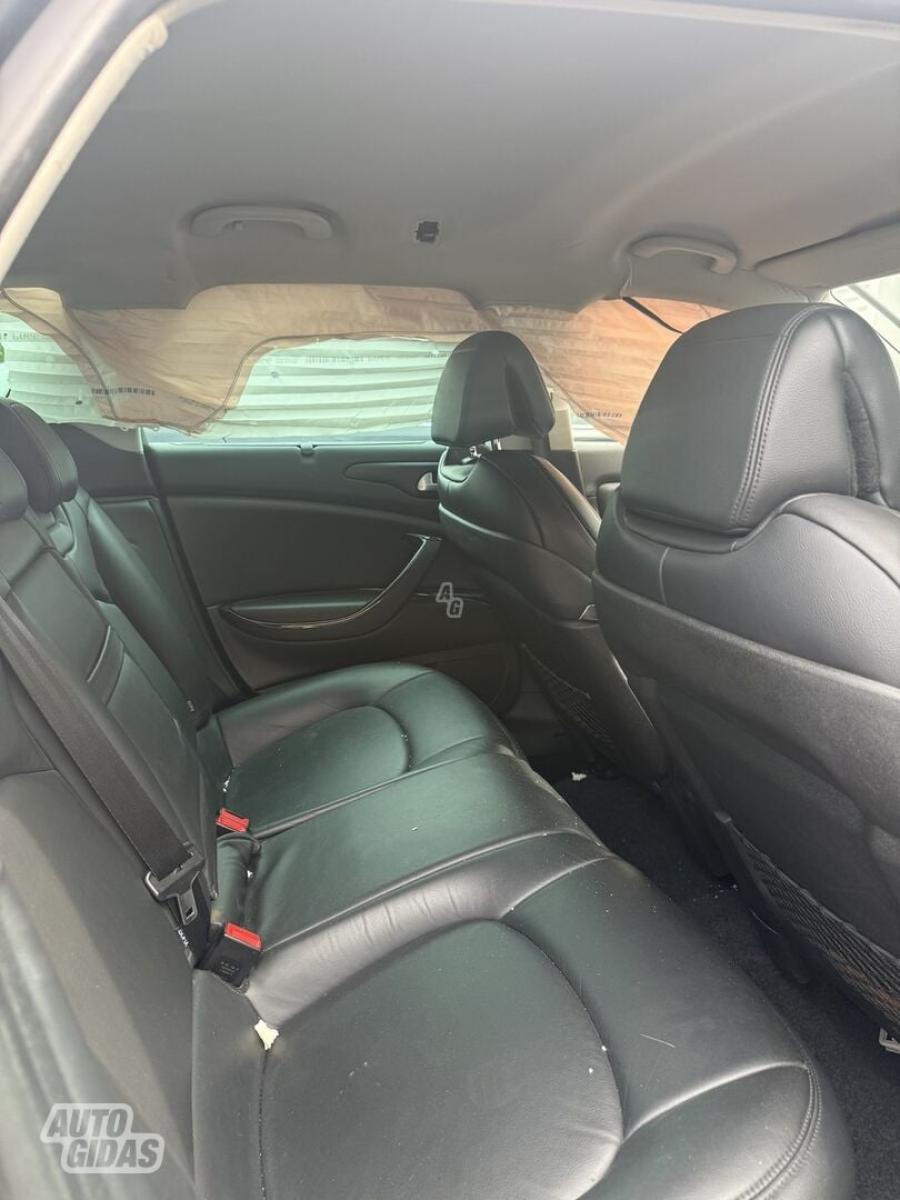 Citroen C5 2010 in Vilnius, with an engine capacity of 2.00 L and mileage of 296 thousand km for 1200 €, photo 9 on AUTOMOTO.COM.LV