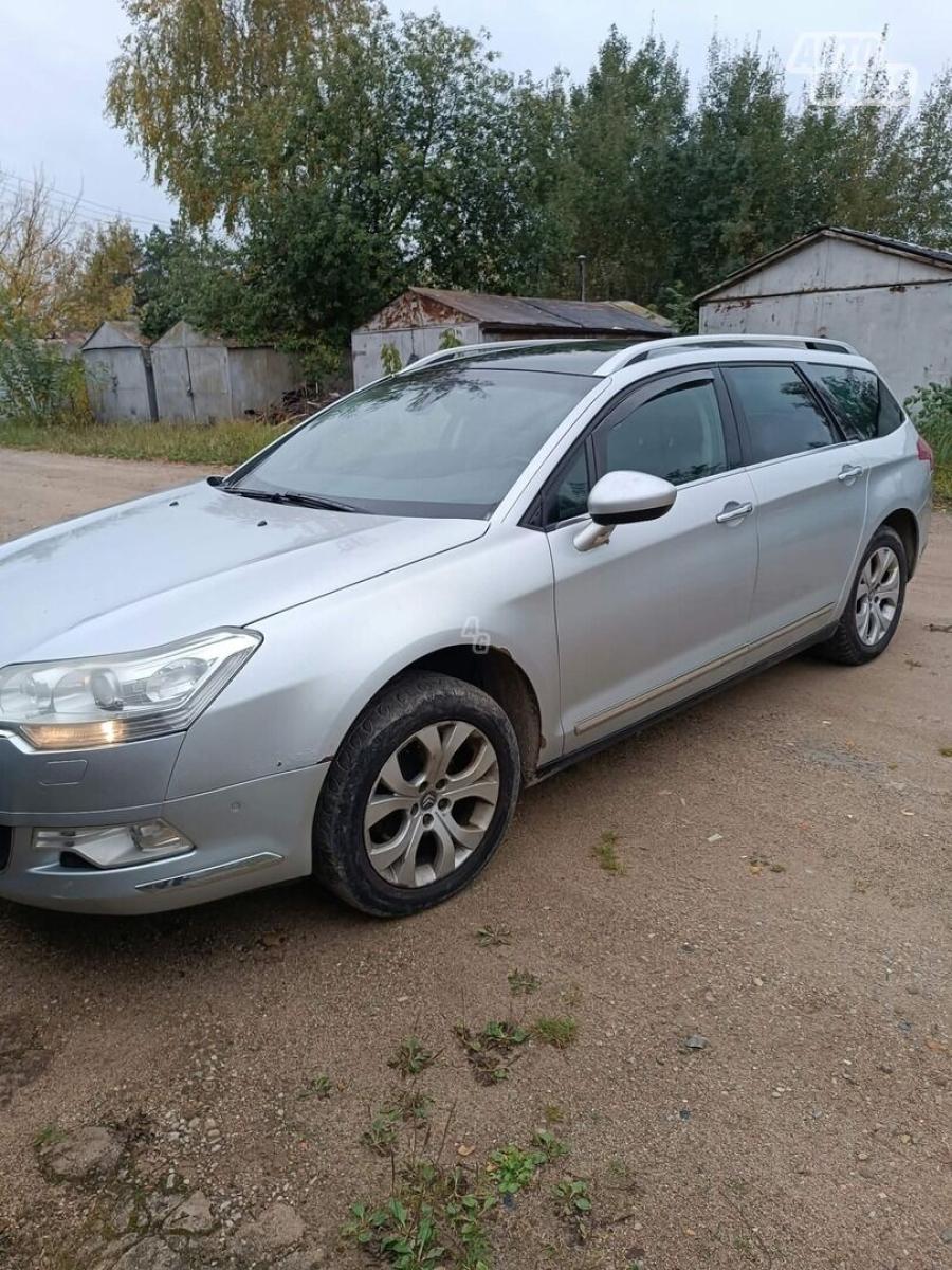 Citroen C5 2010 in Panevezys, with an engine capacity of 2.00 L and mileage of 294 thousand km for 1500 €, photo 1 on AUTOMOTO.COM.LV