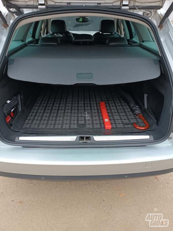 Citroen C5 2010 in Panevezys, with an engine capacity of 2.00 L and mileage of 294 thousand km for 1500 €, photo 5 on AUTOMOTO.COM.LV