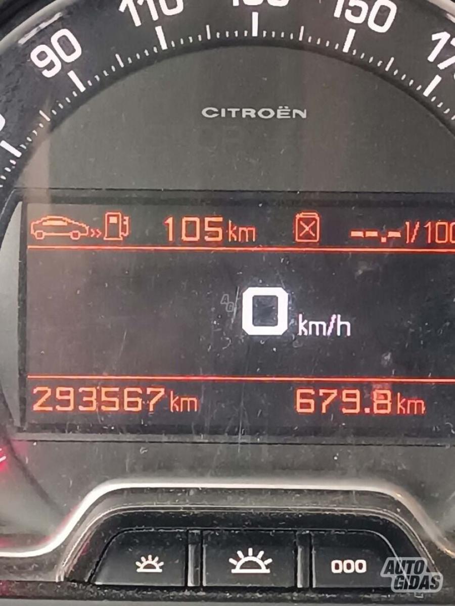 Citroen C5 2010 in Panevezys, with an engine capacity of 2.00 L and mileage of 294 thousand km for 1500 €, photo 15 on AUTOMOTO.COM.LV
