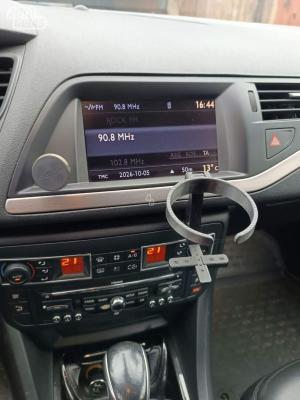 Citroen C5 2010 in Panevezys, with an engine capacity of 2.00 L and mileage of 294 thousand km for 1500 €, photo 16 on AUTOMOTO.COM.LV