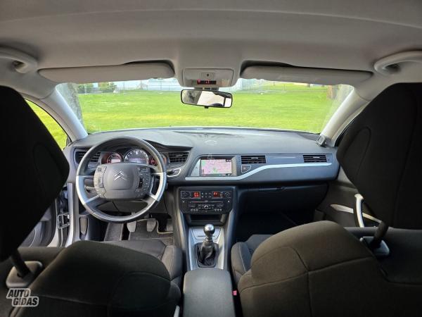 Citroen C5 2011 in Sakiai, with an engine capacity of 2.00 L and mileage of 278 thousand km for 2600 €, photo 5 on AUTOMOTO.COM.LV