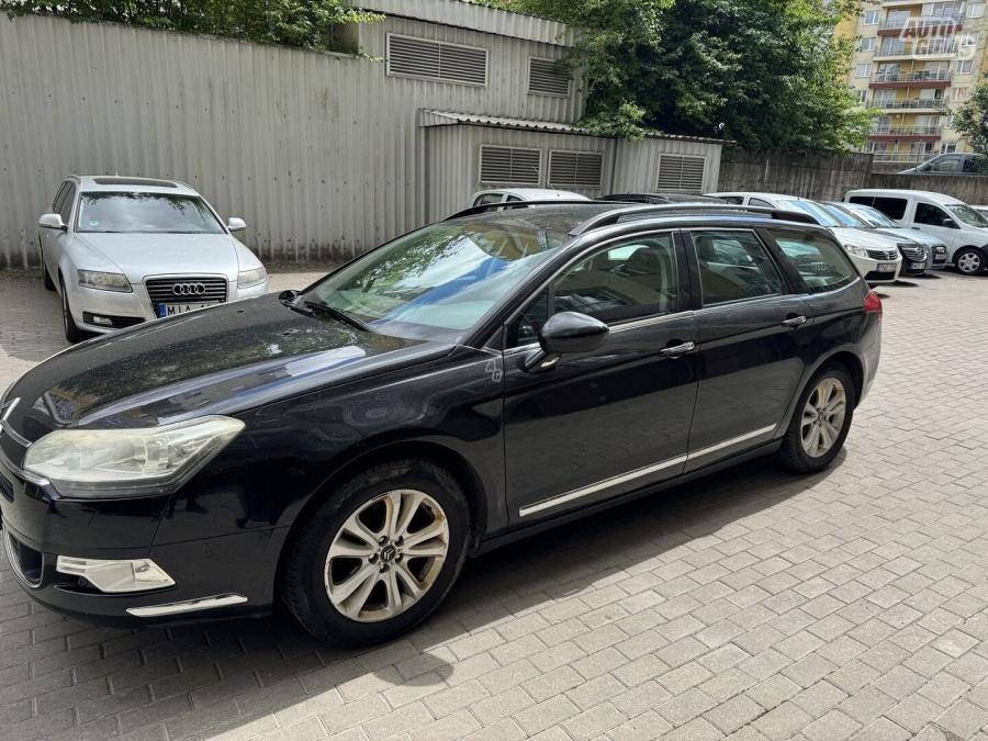 Citroen C5 2011 in Vilnius, with an engine capacity of 1.60 L and mileage of 234 thousand km for 2000 €, photo 1 on AUTOMOTO.COM.LV