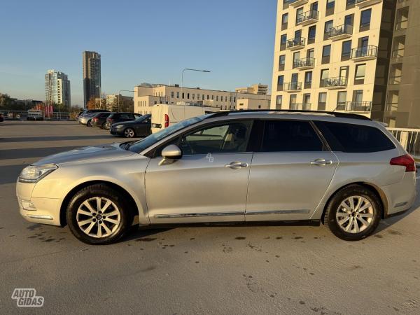 Citroen C5 2013 Viļņa, ar dzinēja tilpumu 1.60 L un nobraukumu 349 tūkst. km par 1700 €, foto 5 vietnē AUTOMOTO.COM.LV