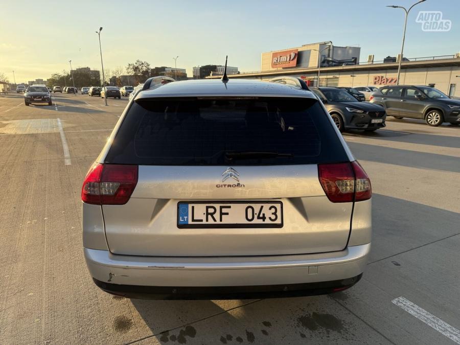 Citroen C5 2013 Viļņa, ar dzinēja tilpumu 1.60 L un nobraukumu 349 tūkst. km par 1700 €, foto 7 vietnē AUTOMOTO.COM.LV