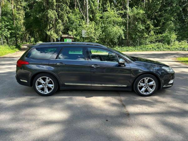 Citroen C5 2014 Tauragė, ar dzinēja tilpumu 2.20 L un nobraukumu 297 tūkst. km par 4600 €, foto 7 vietnē AUTOMOTO.COM.LV