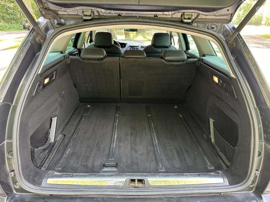 Citroen C5 2014 in Taurage, with an engine capacity of 2.20 L and mileage of 297 thousand km for 4600 €, photo 10 on AUTOMOTO.COM.LV