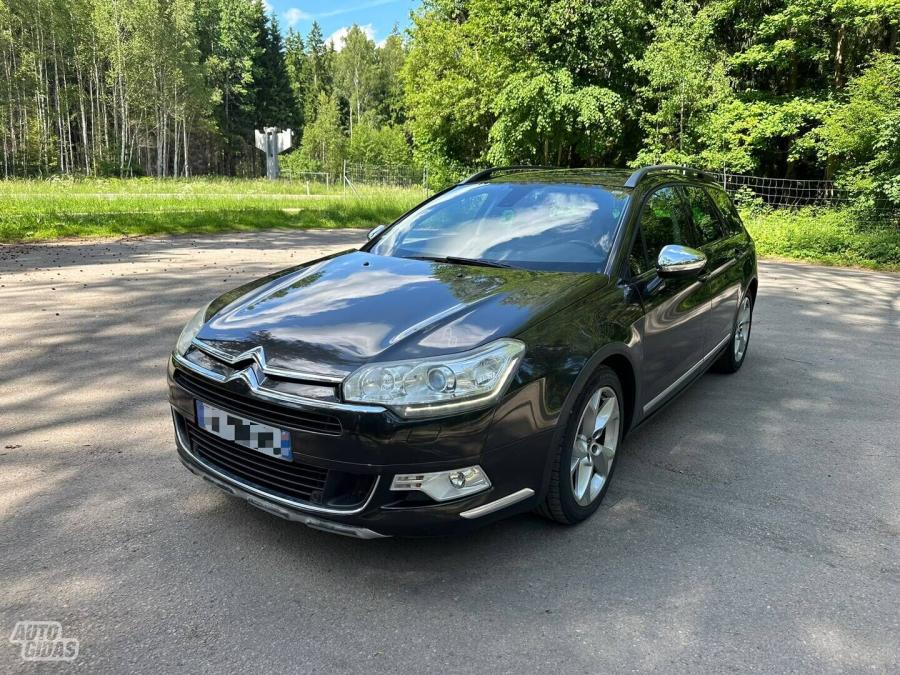 Citroen C5 2014 in Taurage, with an engine capacity of 2.20 L and mileage of 297 thousand km for 4600 €, photo 1 on AUTOMOTO.COM.LV