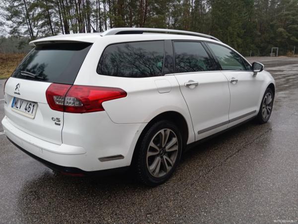 Citroen C5 2016 in Ukmerge, with an engine capacity of 2.00 L and mileage of 288 thousand km for 3900 €, photo 5 on AUTOMOTO.COM.LV