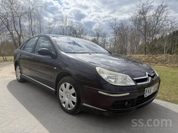 Violet Citroen C5 2006 in Jelgava, with an engine capacity of 1.80 L and mileage of 205 thousand km for 1900 €, photo 1 on AUTOMOTO.COM.LV