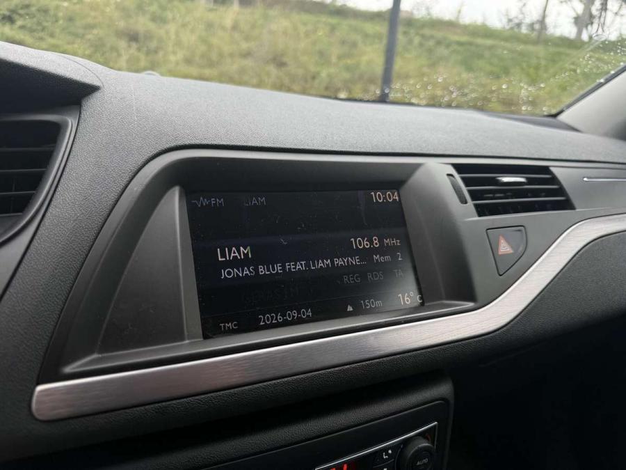 Violet Citroen C5 2008 in Vilnius, with an engine capacity of 2.00 L and mileage of 358 thousand km for 1300 €, photo 12 on AUTOMOTO.COM.LV