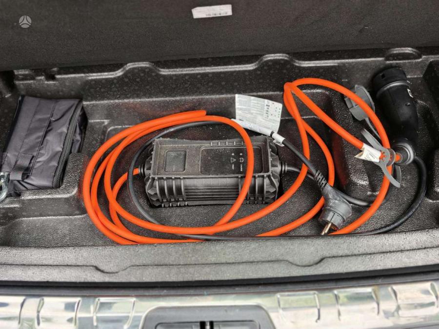 Balts Citroen C5 2022 Tauragė, ar dzinēja tilpumu 1.60 L un nobraukumu 170 tūkst. km par 13400 €, foto 15 vietnē AUTOMOTO.COM.LV