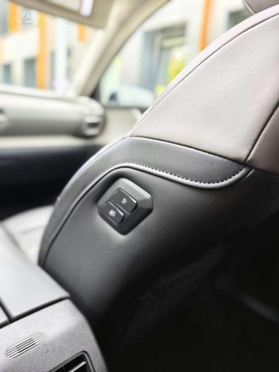 Balts Citroen C5 2022 Tauragė, ar dzinēja tilpumu 1.60 L un nobraukumu 170 tūkst. km par 13400 €, foto 19 vietnē AUTOMOTO.COM.LV
