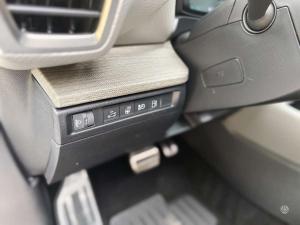 Balts Citroen C5 2022 Tauragė, ar dzinēja tilpumu 1.60 L un nobraukumu 170 tūkst. km par 13400 €, foto 23 vietnē AUTOMOTO.COM.LV