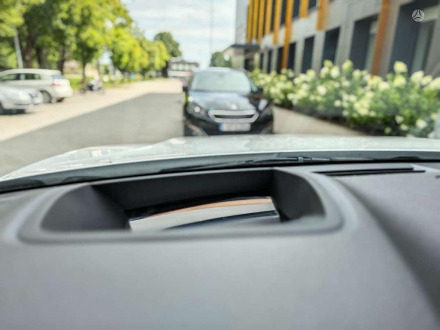 Balts Citroen C5 2022 Tauragė, ar dzinēja tilpumu 1.60 L un nobraukumu 170 tūkst. km par 13400 €, foto 24 vietnē AUTOMOTO.COM.LV