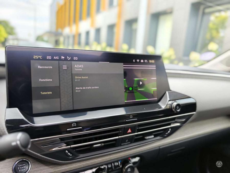 Balts Citroen C5 2022 Tauragė, ar dzinēja tilpumu 1.60 L un nobraukumu 170 tūkst. km par 13400 €, foto 28 vietnē AUTOMOTO.COM.LV