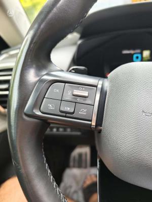 Balts Citroen C5 2022 Tauragė, ar dzinēja tilpumu 1.60 L un nobraukumu 170 tūkst. km par 13400 €, foto 31 vietnē AUTOMOTO.COM.LV
