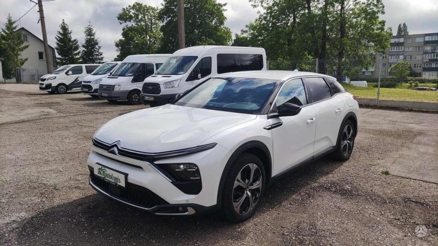 White Citroen C5 2022 in Klaipeda, with an engine capacity of 1.60 L and mileage of 145 thousand km for 19711 €, photo 6 on AUTOMOTO.COM.LV