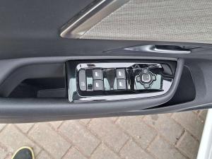 Balts Citroen C5 2023 Viļņa, ar dzinēja tilpumu 1.60 L un nobraukumu 66 tūkst. km par 27500 €, foto 15 vietnē AUTOMOTO.COM.LV