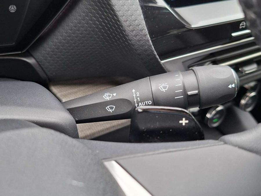 Balts Citroen C5 2023 Viļņa, ar dzinēja tilpumu 1.60 L un nobraukumu 66 tūkst. km par 27500 €, foto 20 vietnē AUTOMOTO.COM.LV