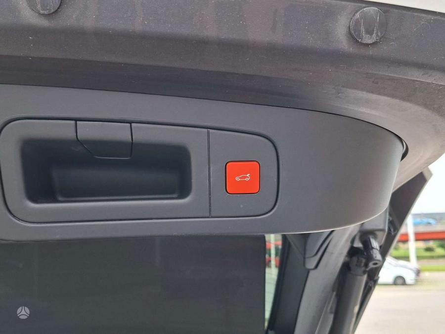 Balts Citroen C5 2023 Viļņa, ar dzinēja tilpumu 1.60 L un nobraukumu 66 tūkst. km par 27500 €, foto 27 vietnē AUTOMOTO.COM.LV