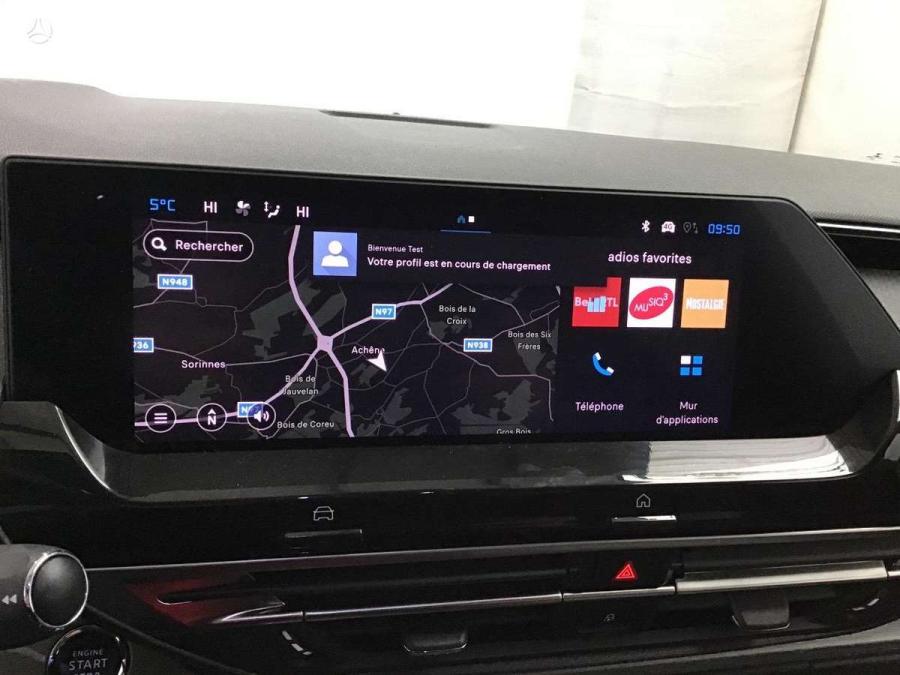 White Citroen C5 2023 in Taurage, with an engine capacity of 1.20 L and mileage of 106 thousand km for 15972 €, photo 11 on AUTOMOTO.COM.LV