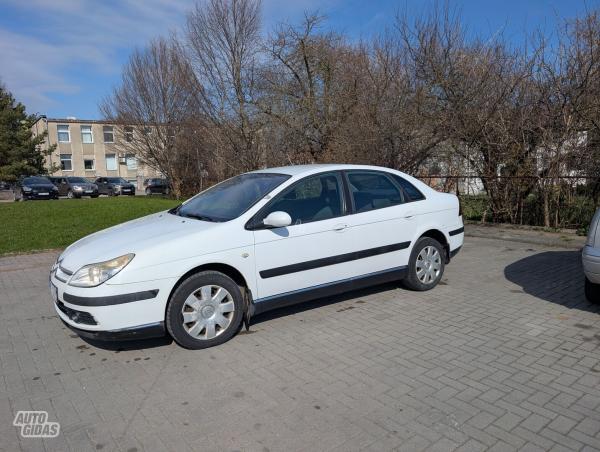 White Citroen C5 2006 in Gargzdai, with an engine capacity of 1.60 L and mileage of 410 thousand km for 700 €, photo 7 on AUTOMOTO.COM.LV