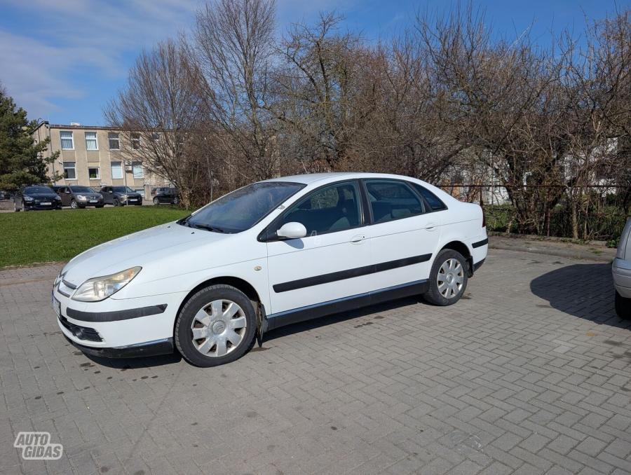 Balts Citroen C5 2006 Gargždai, ar dzinēja tilpumu 1.60 L un nobraukumu 410 tūkst. km par 700 €, foto 8 vietnē AUTOMOTO.COM.LV