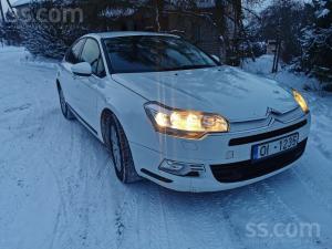 White Citroen C5 2008 in Rezekne, with an engine capacity of 1.60 L and mileage of 295 thousand km for 1950 €, photo  on AUTOMOTO.COM.LV