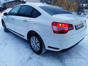 Balts Citroen C5 2008 Rēzekne, ar dzinēja tilpumu 1.60 L un nobraukumu 295 tūkst. km par 1950 €, foto 4 vietnē AUTOMOTO.COM.LV