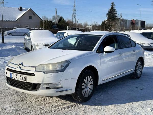 Balts Citroen C5 2008 Šilutė, ar dzinēja tilpumu 2.00 L un nobraukumu 400 tūkst. km par 1100 €, foto 6 vietnē AUTOMOTO.COM.LV