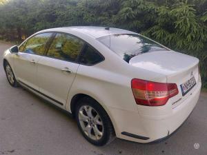 Balts Citroen C5 2009 Šauļi, ar dzinēja tilpumu 1.60 L un nobraukumu 391 tūkst. km par 950 €, foto 3 vietnē AUTOMOTO.COM.LV