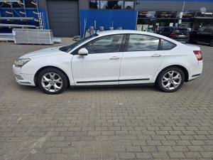 Balts Citroen C5 2009 Viļņa, ar dzinēja tilpumu 1.56 L un nobraukumu 420 tūkst. km par 900 €, foto 6 vietnē AUTOMOTO.COM.LV