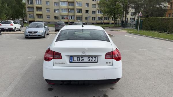 White Citroen C5 2010 in Joniskis, with an engine capacity of 2.00 L and mileage of 338 thousand km for 2500 €, photo 4 on AUTOMOTO.COM.LV