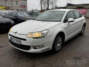 Белый Ситроен С5 2010 в Даугавпилс, объемом двигателя 1.60 л и пробегом 0 тыс. км за 1100 €, фото 4 на AUTOMOTO.COM.LV
