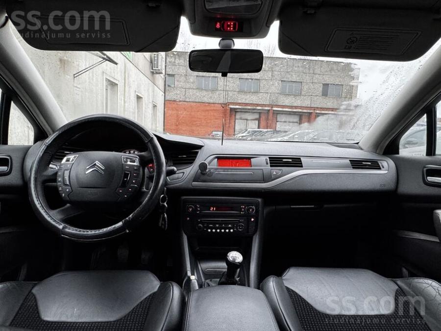 Белый Ситроен С5 2010 в Даугавпилс, объемом двигателя 1.60 л и пробегом 0 тыс. км за 1100 €, фото 11 на AUTOMOTO.COM.LV