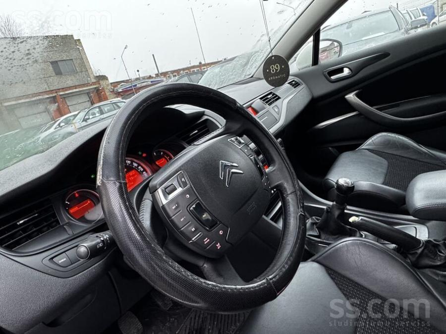 Белый Ситроен С5 2010 в Даугавпилс, объемом двигателя 1.60 л и пробегом 0 тыс. км за 1100 €, фото 12 на AUTOMOTO.COM.LV