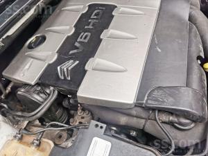Balts Citroen C5 2010 Jūrmala, ar dzinēja tilpumu 3.00 L un nobraukumu 221 tūkst. km par 3000 €, foto 7 vietnē AUTOMOTO.COM.LV