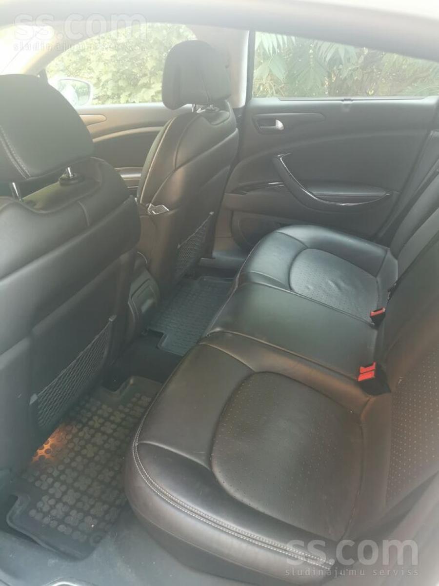 Balts Citroen C5 2010 Jūrmala, ar dzinēja tilpumu 3.00 L un nobraukumu 221 tūkst. km par 3000 €, foto 10 vietnē AUTOMOTO.COM.LV
