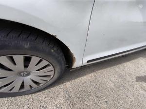 White Citroen C5 2010 in Plunge, with an engine capacity of 1.56 L and mileage of 445 thousand km for 999 €, photo 11 on AUTOMOTO.COM.LV