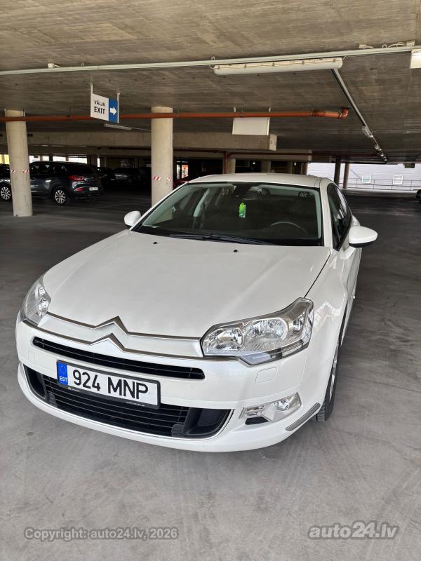 White Citroen C5 2011 in Tartu, with an engine capacity of 1.60 L and mileage of 184 thousand km for 2500 €, photo 2 on AUTOMOTO.COM.LV