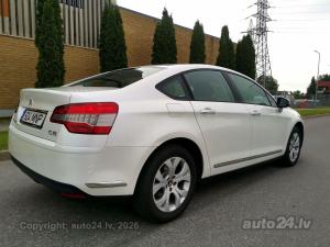 White Citroen C5 2011 in Tartu, with an engine capacity of 1.60 L and mileage of 180 thousand km for 1890 €, photo 4 on AUTOMOTO.COM.LV