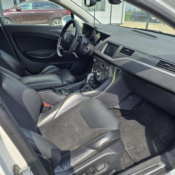 Balts Citroen C5 2011 Šauļi, ar dzinēja tilpumu 2.20 L un nobraukumu 346 tūkst. km par 2950 €, foto 2 vietnē AUTOMOTO.COM.LV