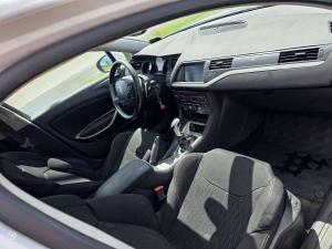 Balts Citroen C5 2011 Kauņa, ar dzinēja tilpumu 1.56 L un nobraukumu 286 tūkst. km par 2999 €, foto 7 vietnē AUTOMOTO.COM.LV