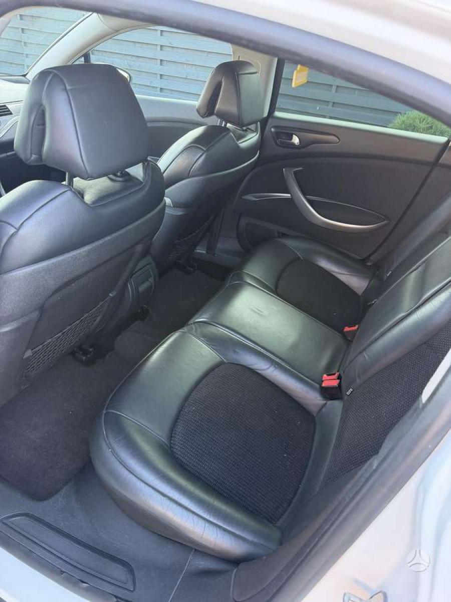 Balts Citroen C5 2011 Klaipėda, ar dzinēja tilpumu 1.56 L un nobraukumu 300 tūkst. km par 2050 €, foto 12 vietnē AUTOMOTO.COM.LV