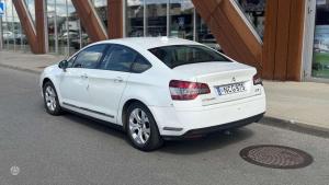Balts Citroen C5 2011 Viļņa, ar dzinēja tilpumu 1.60 L un nobraukumu 224 tūkst. km par 1750 €, foto 6 vietnē AUTOMOTO.COM.LV