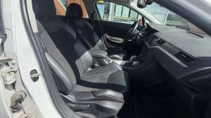 Balts Citroen C5 2011 Viļņa, ar dzinēja tilpumu 1.60 L un nobraukumu 224 tūkst. km par 1750 €, foto 16 vietnē AUTOMOTO.COM.LV