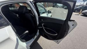 Balts Citroen C5 2011 Viļņa, ar dzinēja tilpumu 1.60 L un nobraukumu 224 tūkst. km par 1750 €, foto 18 vietnē AUTOMOTO.COM.LV