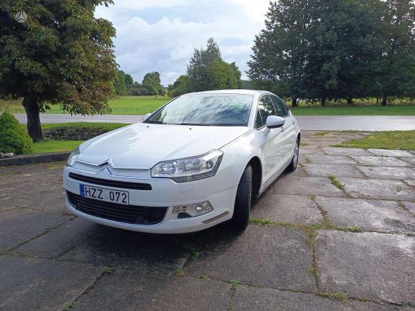Balts Citroen C5 2011 Skuodas, ar dzinēja tilpumu 1.56 L un nobraukumu 430 tūkst. km par 2500 €, foto 3 vietnē AUTOMOTO.COM.LV